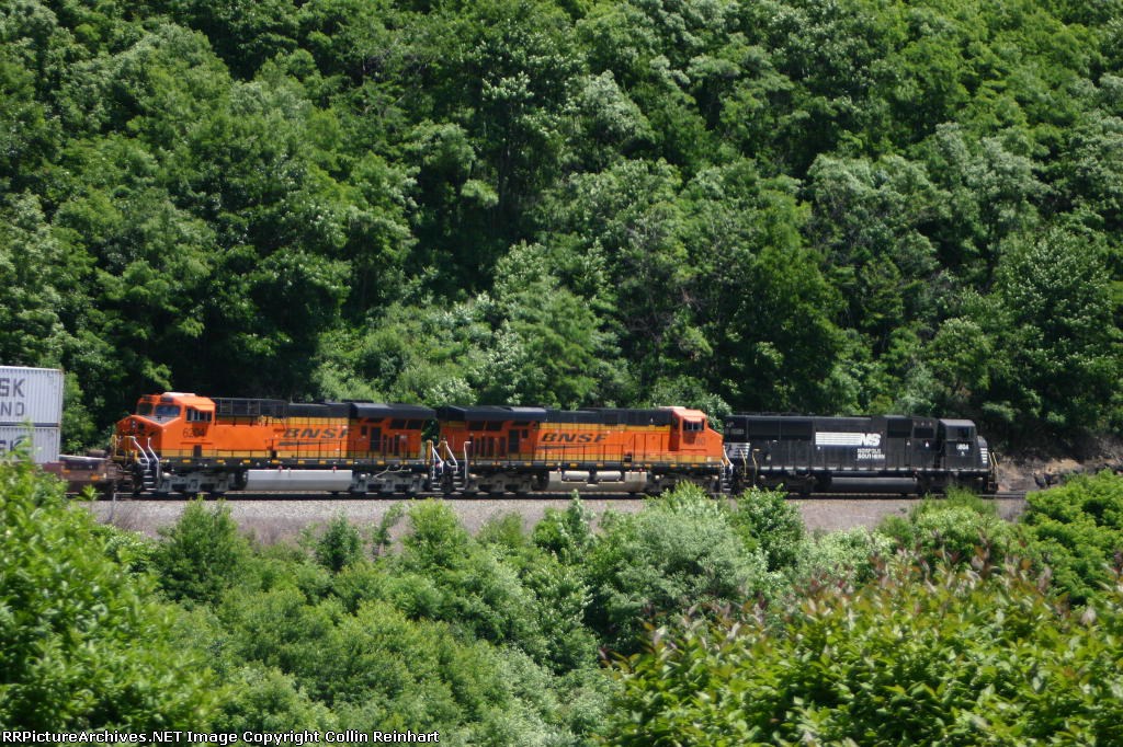 BNSF 6204